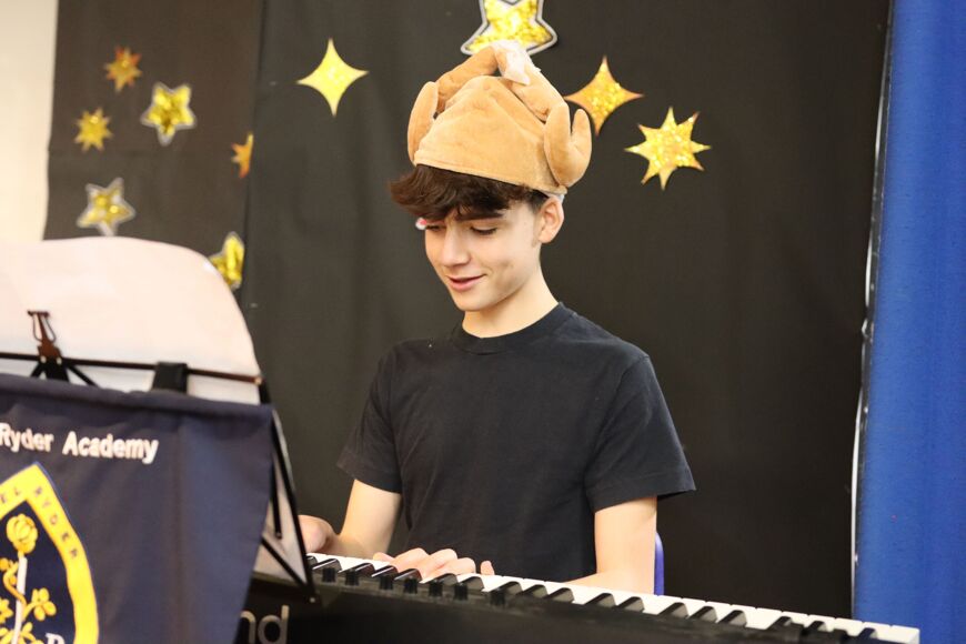 Winter Concert Performance - News - Samuel Ryder Academy